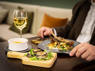Gh Restaurant Café Restaurante Bar No Porto Portuguese Cuisine Cocktails Portuguese Food Brunch ...